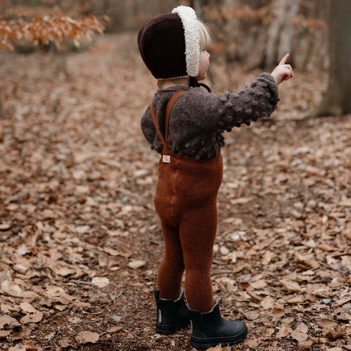 Silly Silas Footed Teddy Warmy Tights with Braces - Cinnamon – About ...